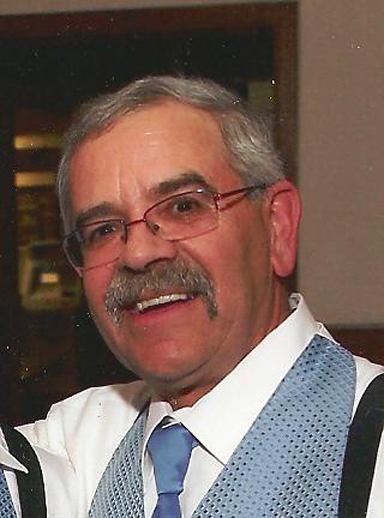Dennis Lee Besel ‘THE BEEZ’