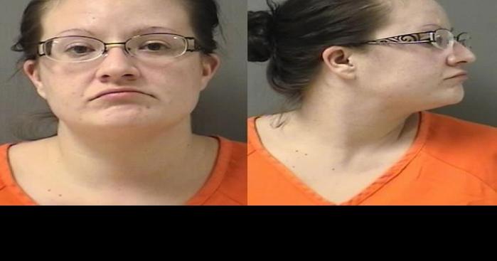 Woman accused of forgery, credit card theft