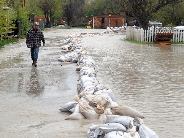 Rain sends Bighorn River over flood stage at Basin