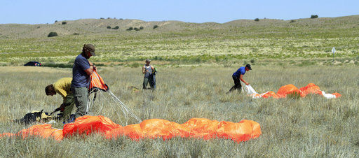Montana smokejumpers among those fighting US wildfires
