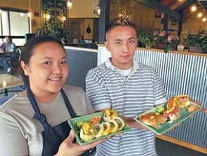 Market serves as springboard for Moua's restaurant venture