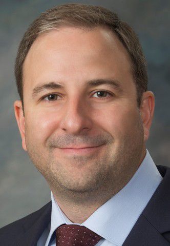 Ross, Lynagh join Neuroscience Center for Brain and Spine