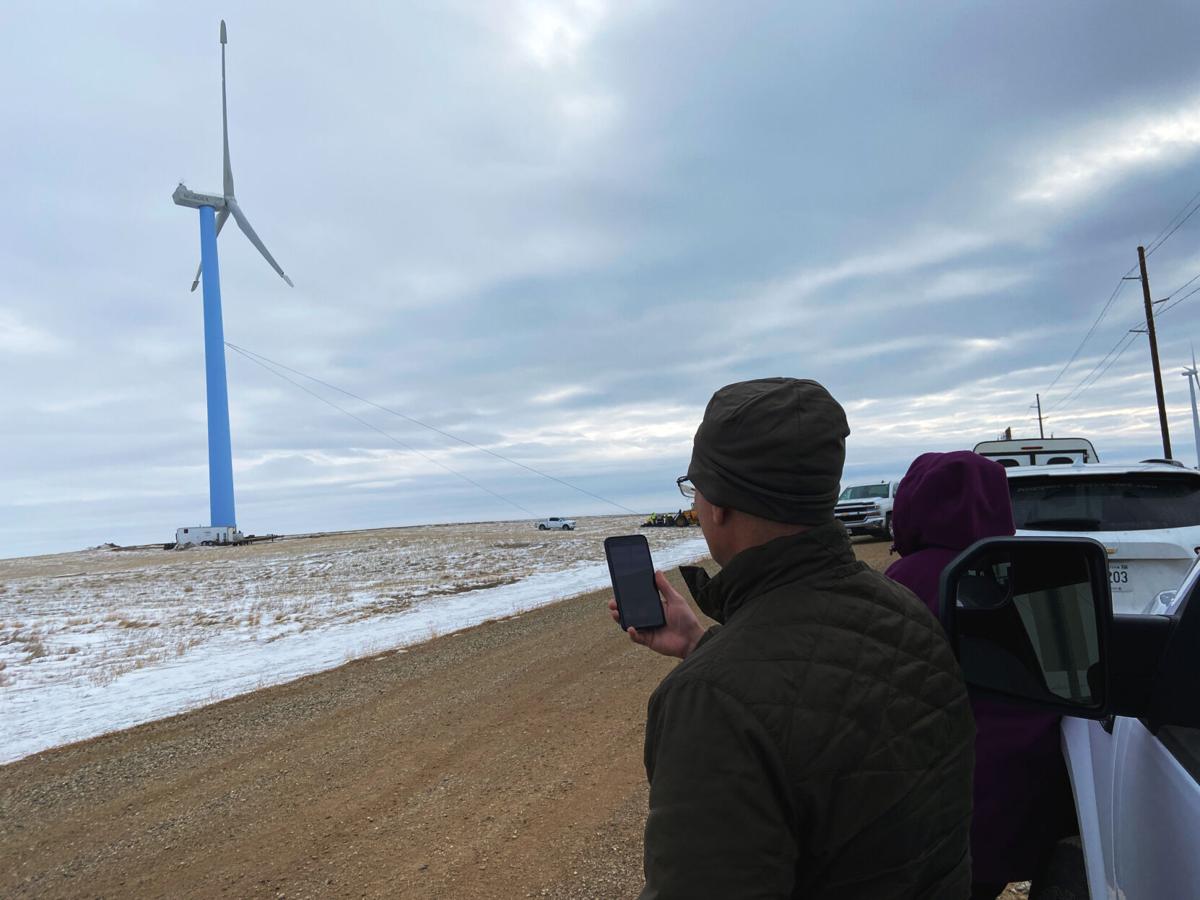 Bill requires state OK for wind turbine blade disposal in North Dakota