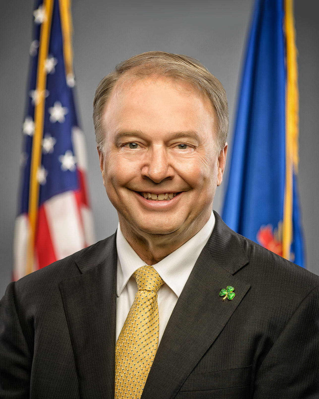 Fargo to keep public comments live