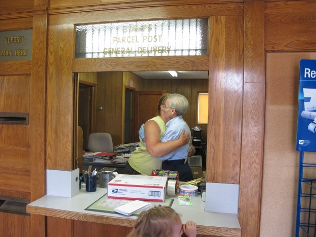 The final stamp: Folks in Manning say goodbye to their post office