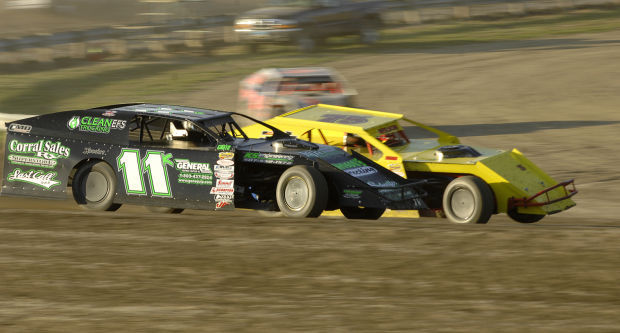 Mandan's Hellman will race among the champions