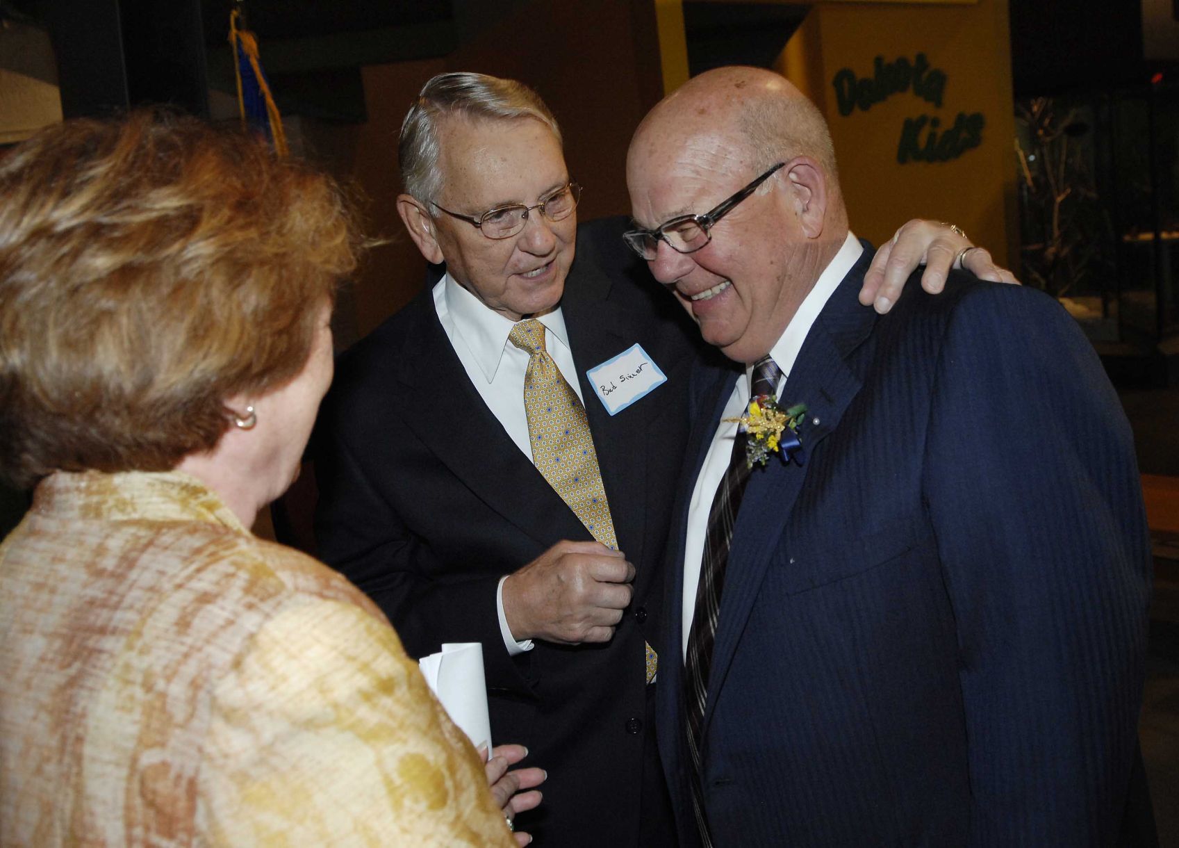 Former North Dakota Gov. Allen Olson dies at 87