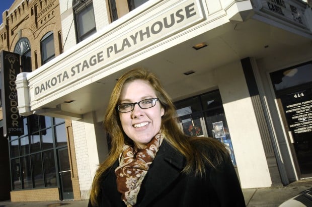 Dakota Stage plans comedy, music night