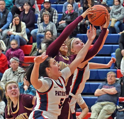 Kinnebrew powers No. 1 Century past fourth-ranked Minot