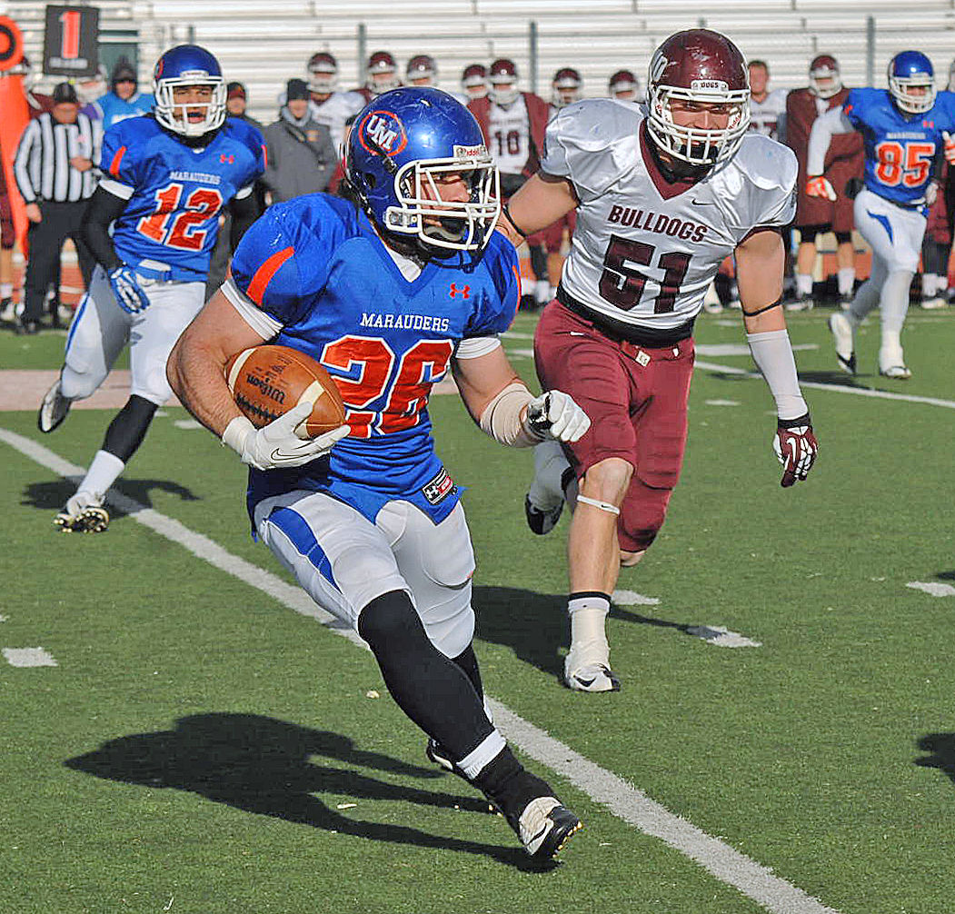 RB Ferrante doubles as long snapper