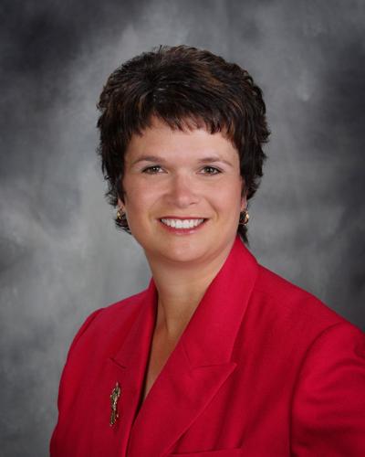 Lapsed contract of business director goes back to re-negotiation