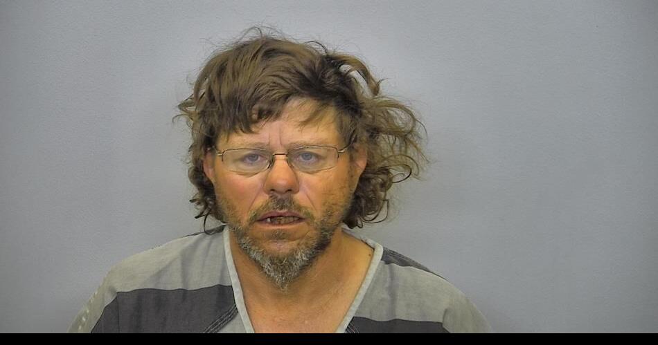 Authorities dismiss peeping Tom charge