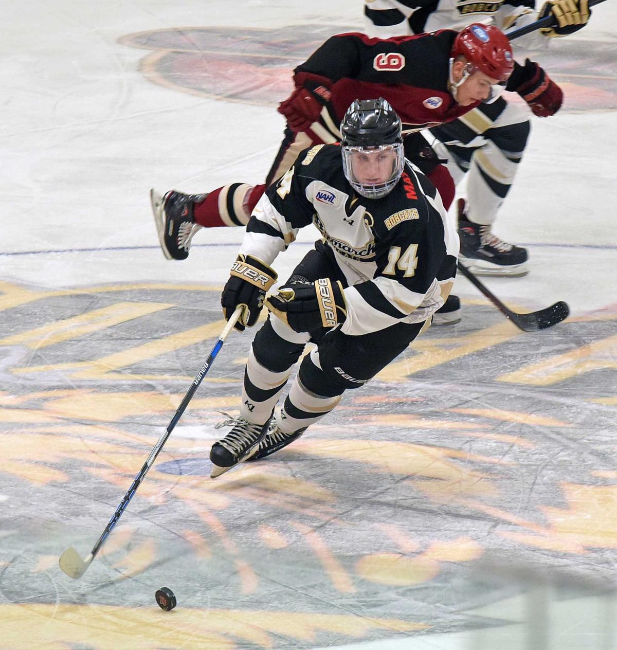 Bison, Bobcats skate past Minot | Bismarck Bobcats | bismarcktribune.com