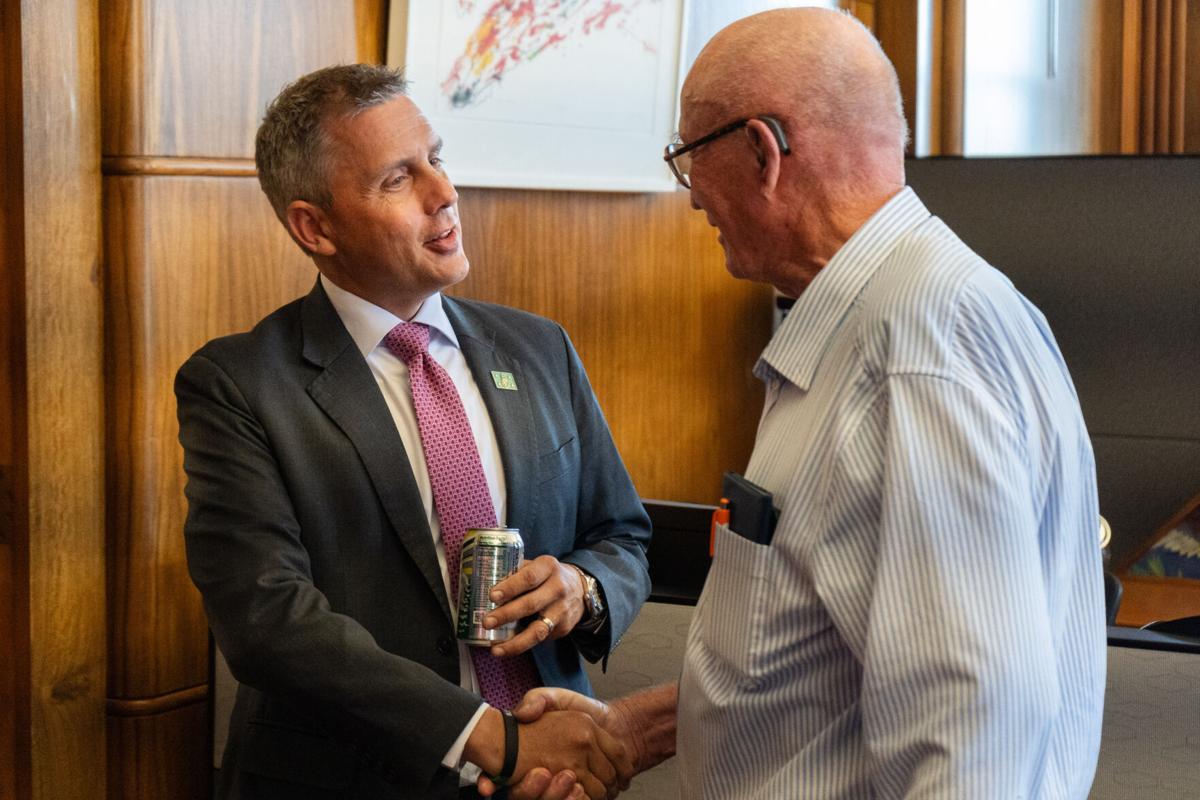 Man meets 13th North Dakota governor since 1940