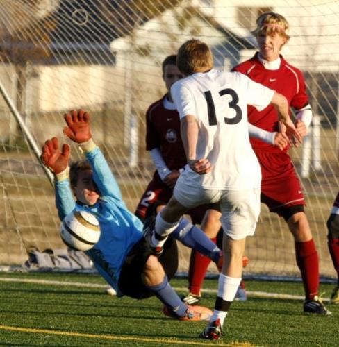 Century beats G.F. Central; Minot falls