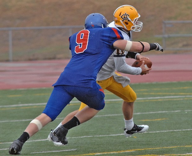 U-MARY FOOTBALL: Marauders' Oyloe making all the plays