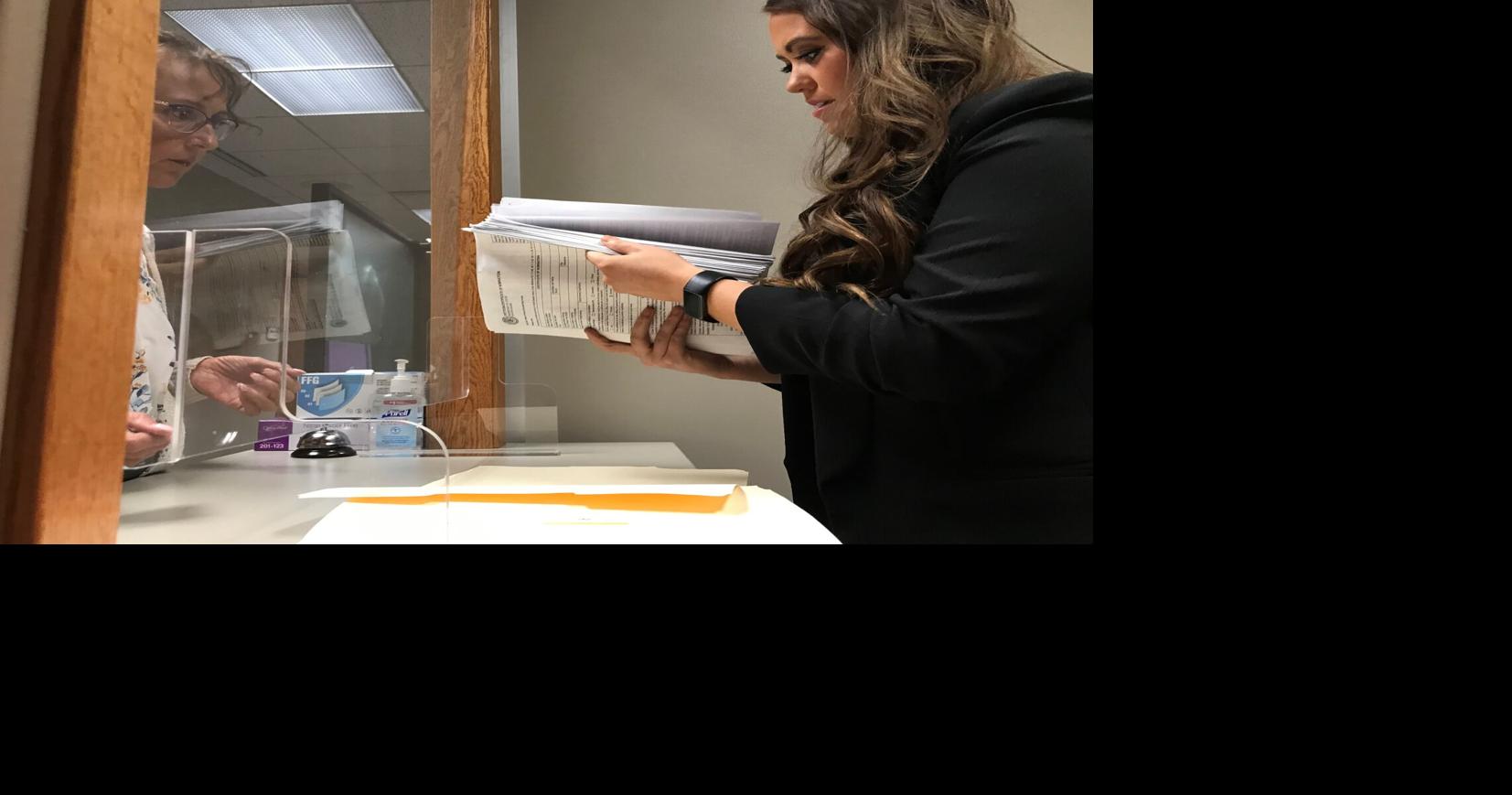 Mund turns in petitions for North Dakota congressional bid