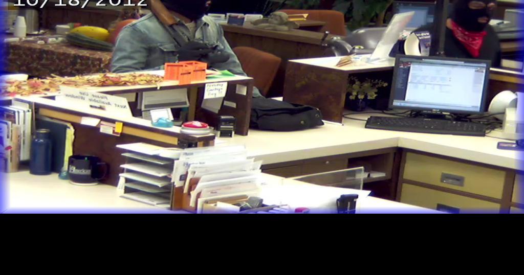 Officers investigate New England robbery