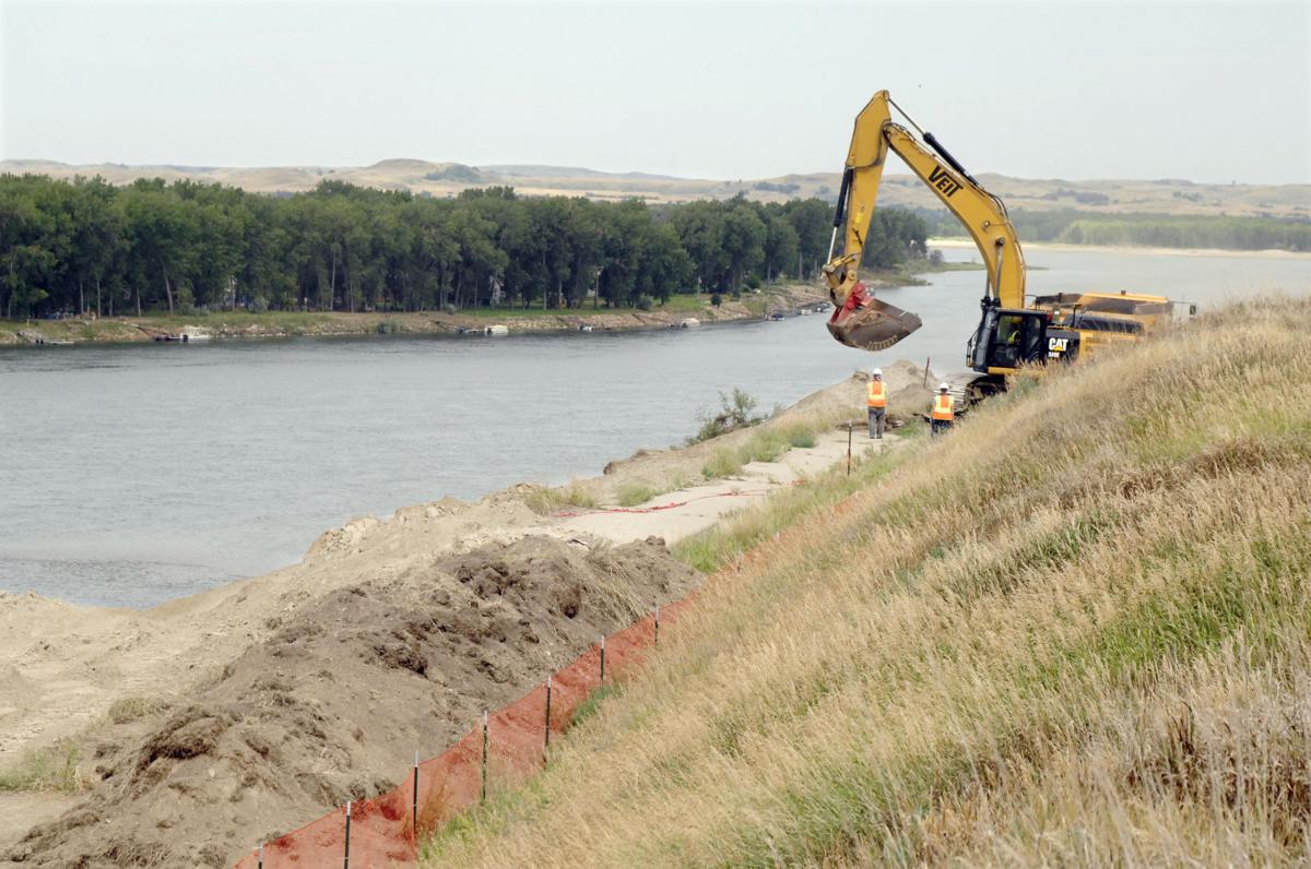 Repairs begin at Double Ditch | State & Regional | bismarcktribune.com