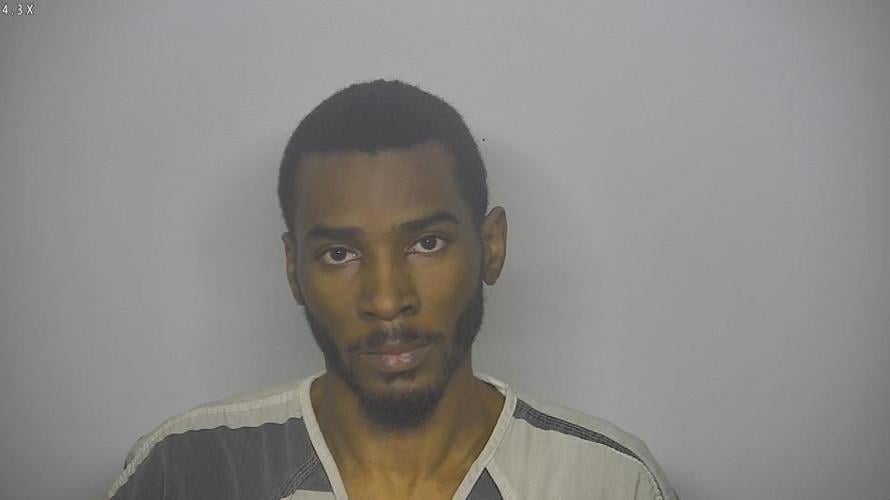 Bismarck police nab 900 pills, $7,400 in bust of 3 Detroit residents