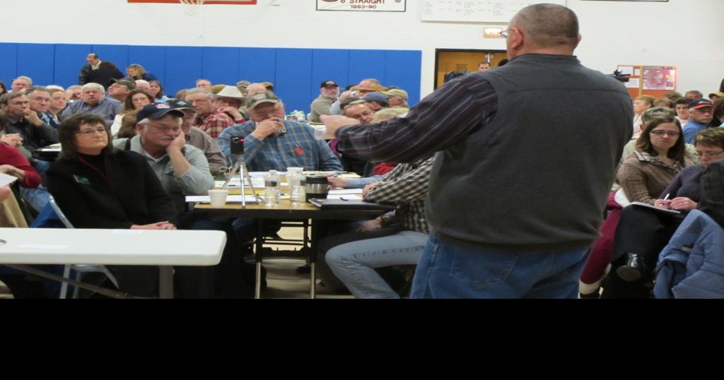 Outlying towns get talk on how to be prepared for oil development