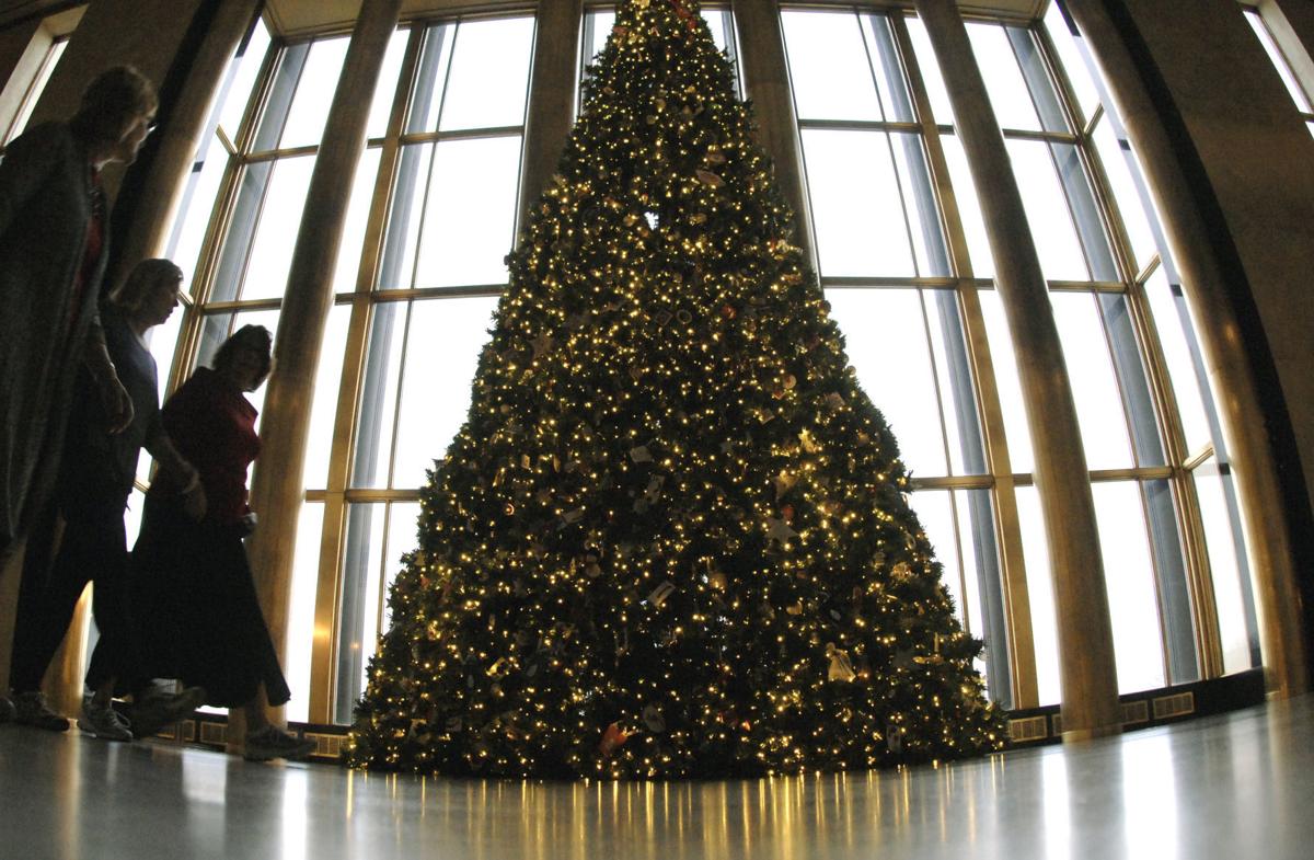 Ornaments sought for ND Christmas Tree at State Capitol