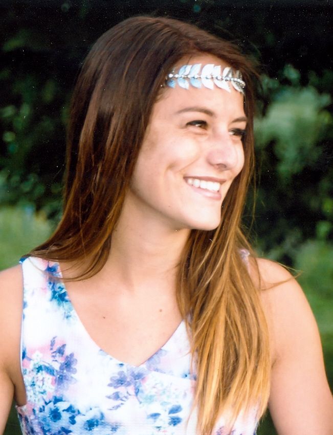 Ariana Gates's Instagram, Twitter & Facebook on IDCrawl