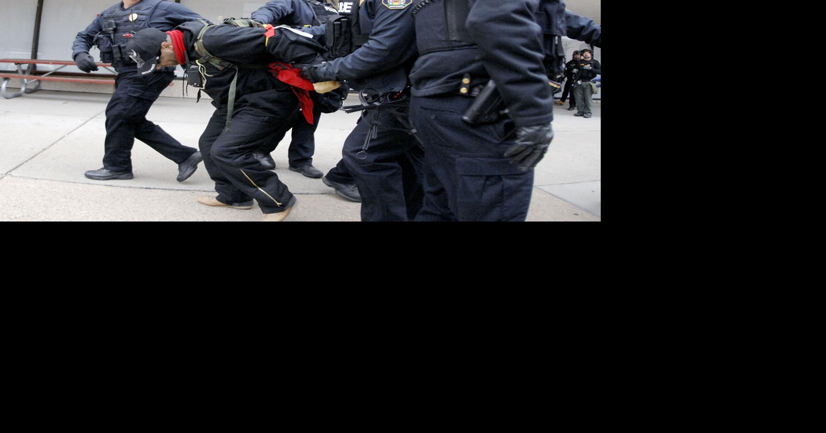 Photos: DAPL protesters march on Wells Fargo Bank