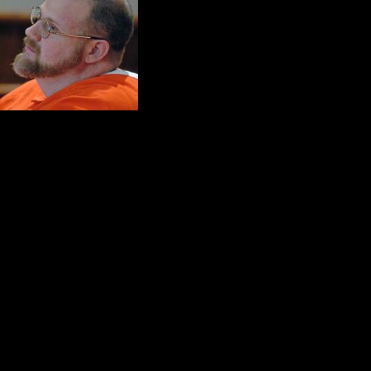 Vick asks for venue change for murder trial