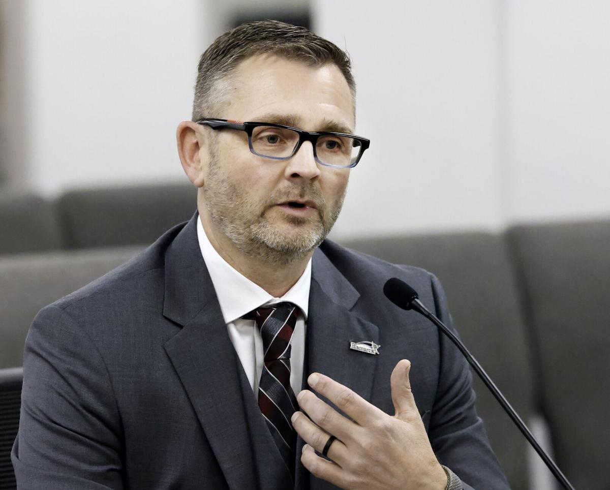 Bismarck city administrator job offered to Tomanek