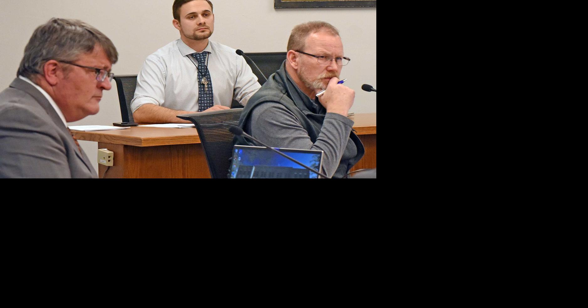 Wrigley recommends against removal process for Splonskowski