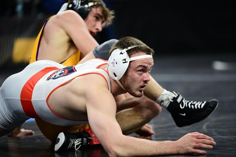 Strausbaugh wins U-Mary its second wrestling title
