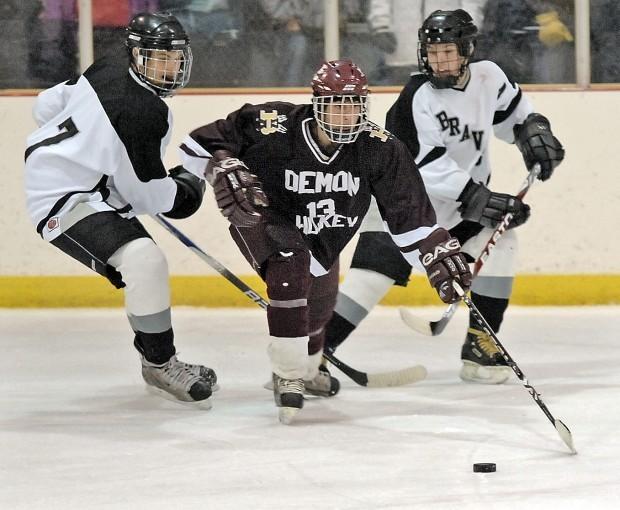 BOYS HOCKEY: Bismarck beats Mandan