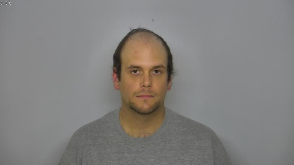 Bismarck man faces federal charges for child pornography