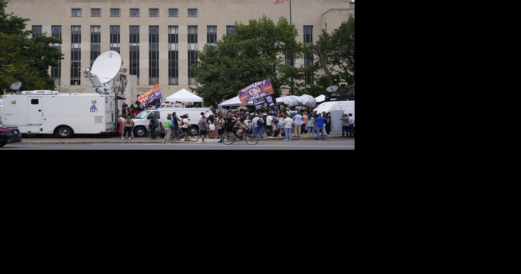 Scene: Trump in DC for historic 2020 election charges