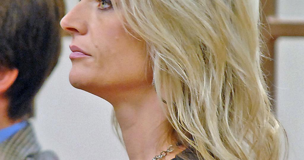 Wachter teacher pleads not guilty to corruption of minor