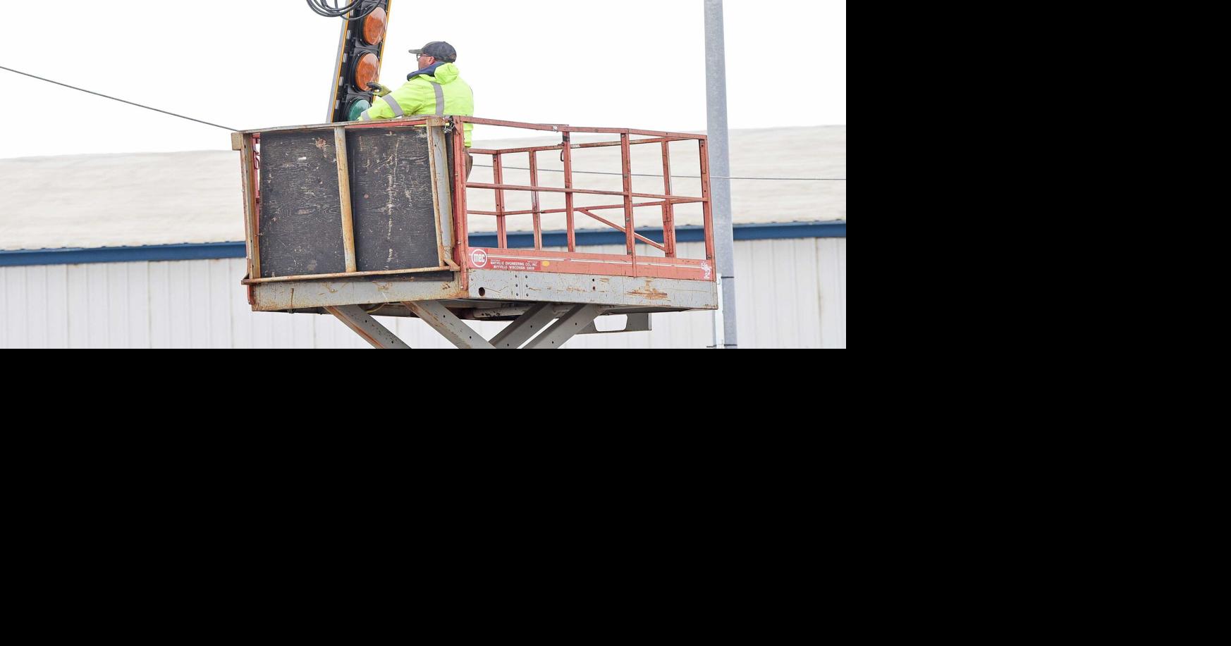 Traffic signal work set at Bismarck intersection