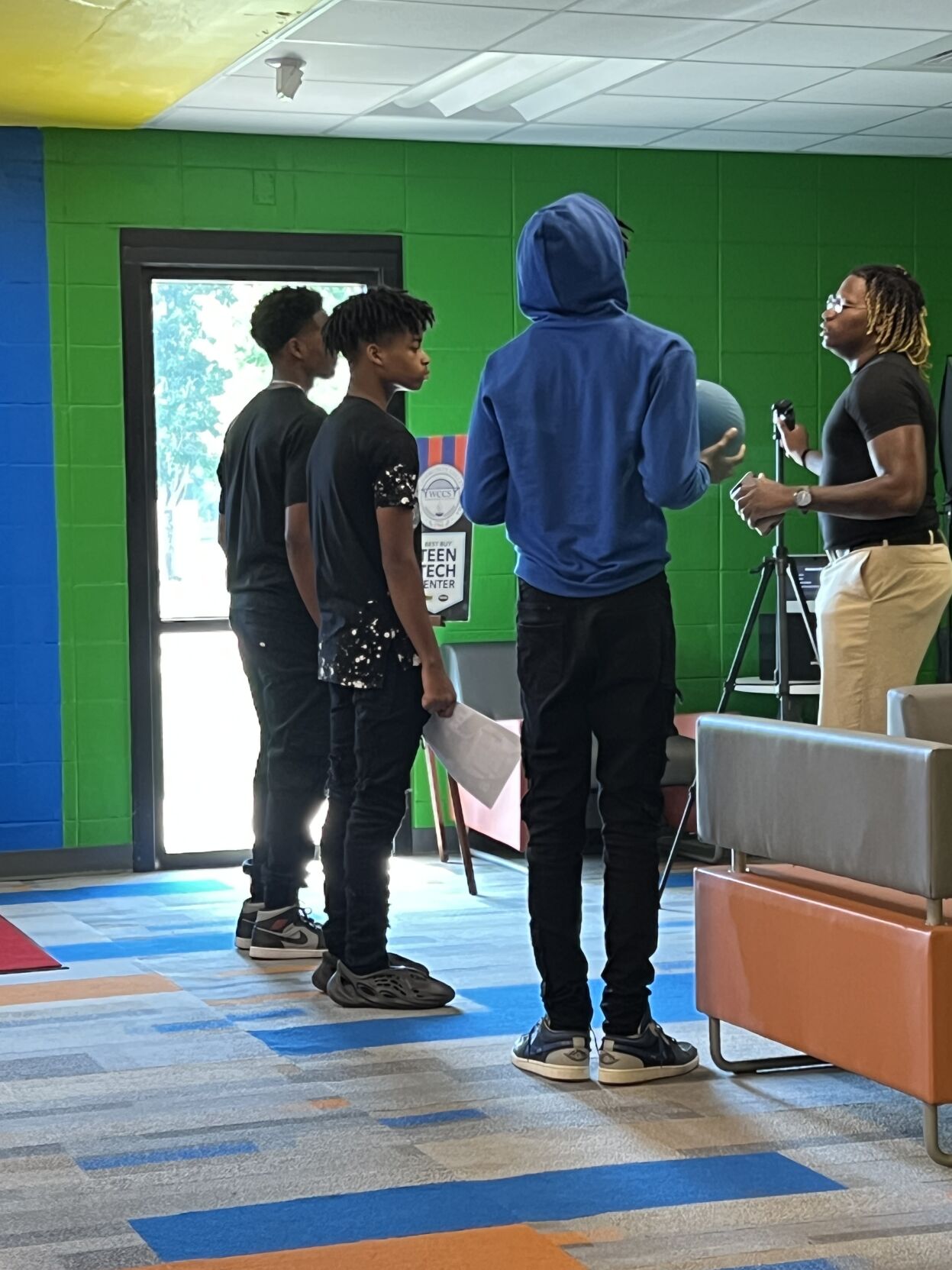 Best Buy Teen Tech Center hosts first open house since COVID to show ...