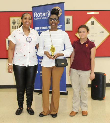 Selma Rotary Club gives out thousands in scholarships to five Dallas ...