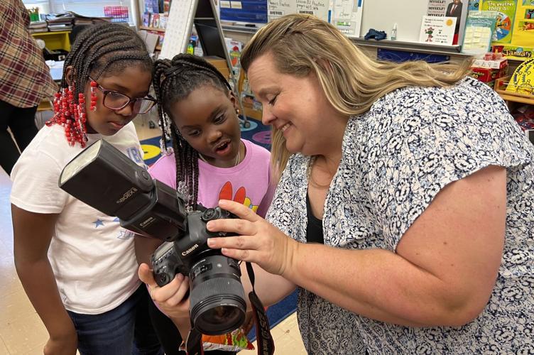 FS Ervin Elementary students in Pine Hill get special school picture ...