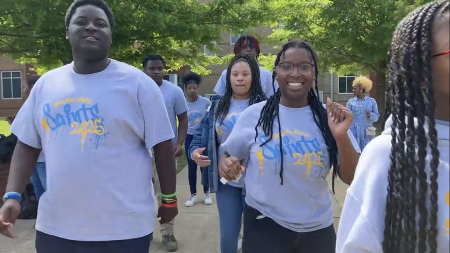 Spirit Week of fun helps Selma High juniors unwind after ACT testing ...