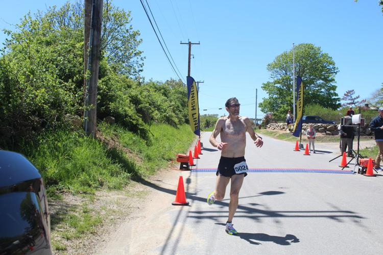 Islanders take two top spots in Shad Bloom 10K | News | blockislandtimes.com