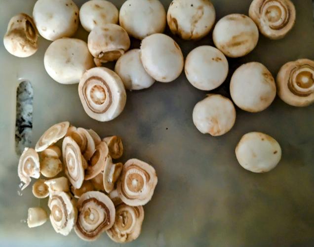 ART AROUND TOWN - Lars Trodson debuts photography at Spring Street ...