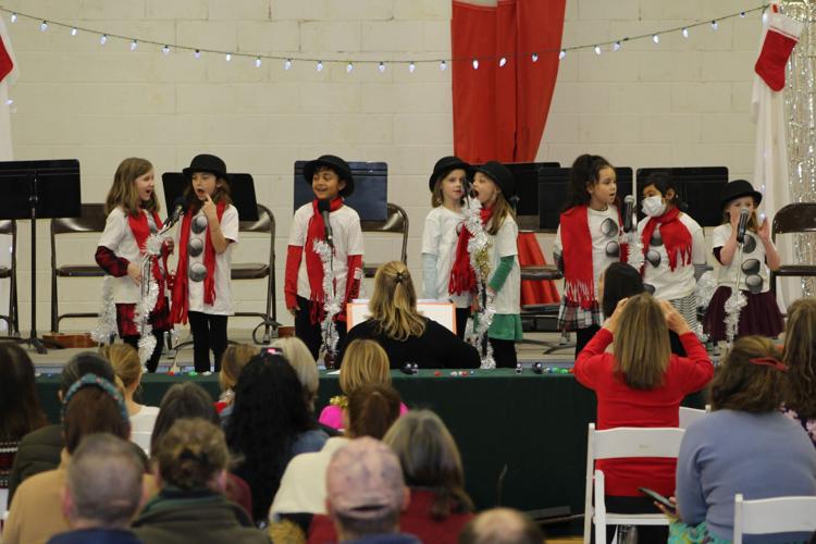 Holiday concert as fun as ever | News | blockislandtimes.com