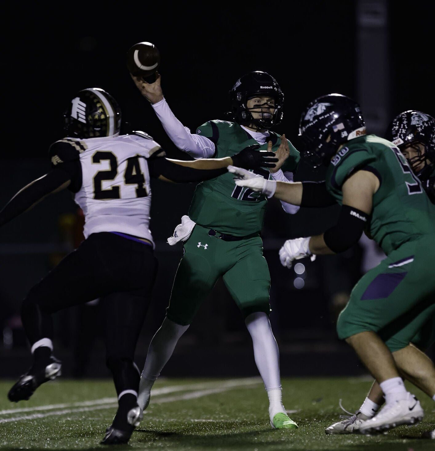 Kalispell Glacier football clams 1st state title in 11 years | Game ...