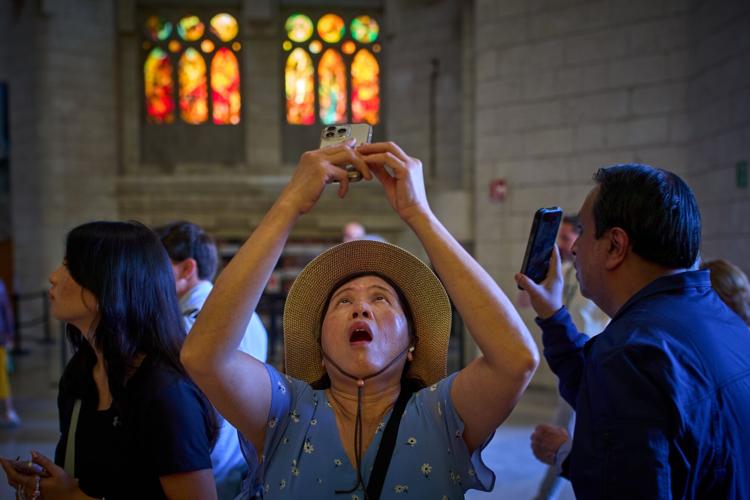 Photos of Barcelona’s Sagrada Familia as Gaudí basilica rises before ...