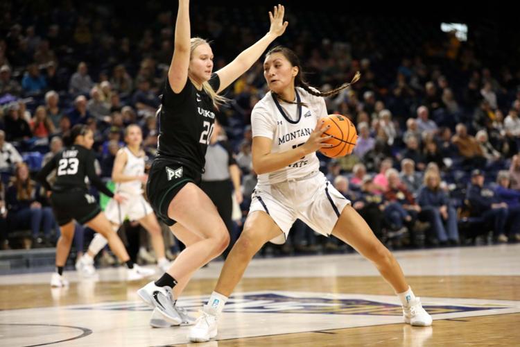 In first start at Montana State, Grace Beasley helps Bobcats to win ...