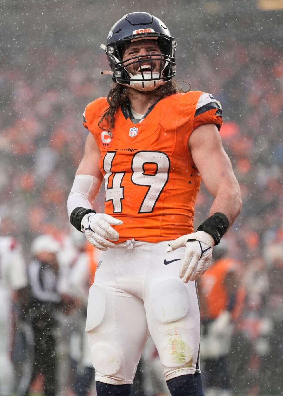 Singleton re-signs with Denver; new Troy Andersen contract | Game ...