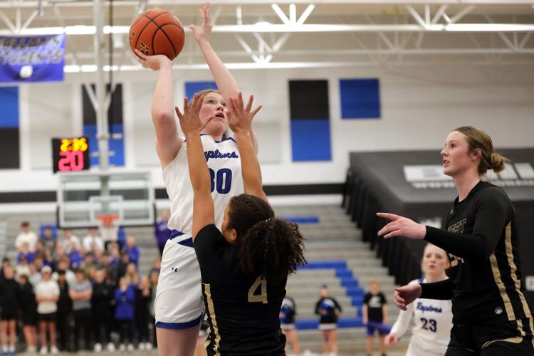 Huge run lifts Gallatin girls basketball past Billings West for first ...