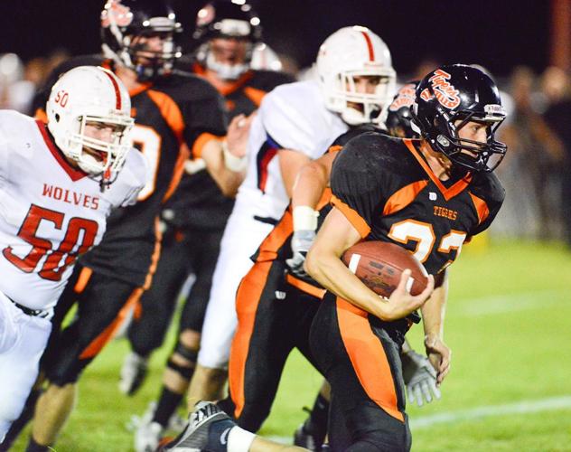 Wolves make Tigers work for 63-26 victory at home | Prep Football ...